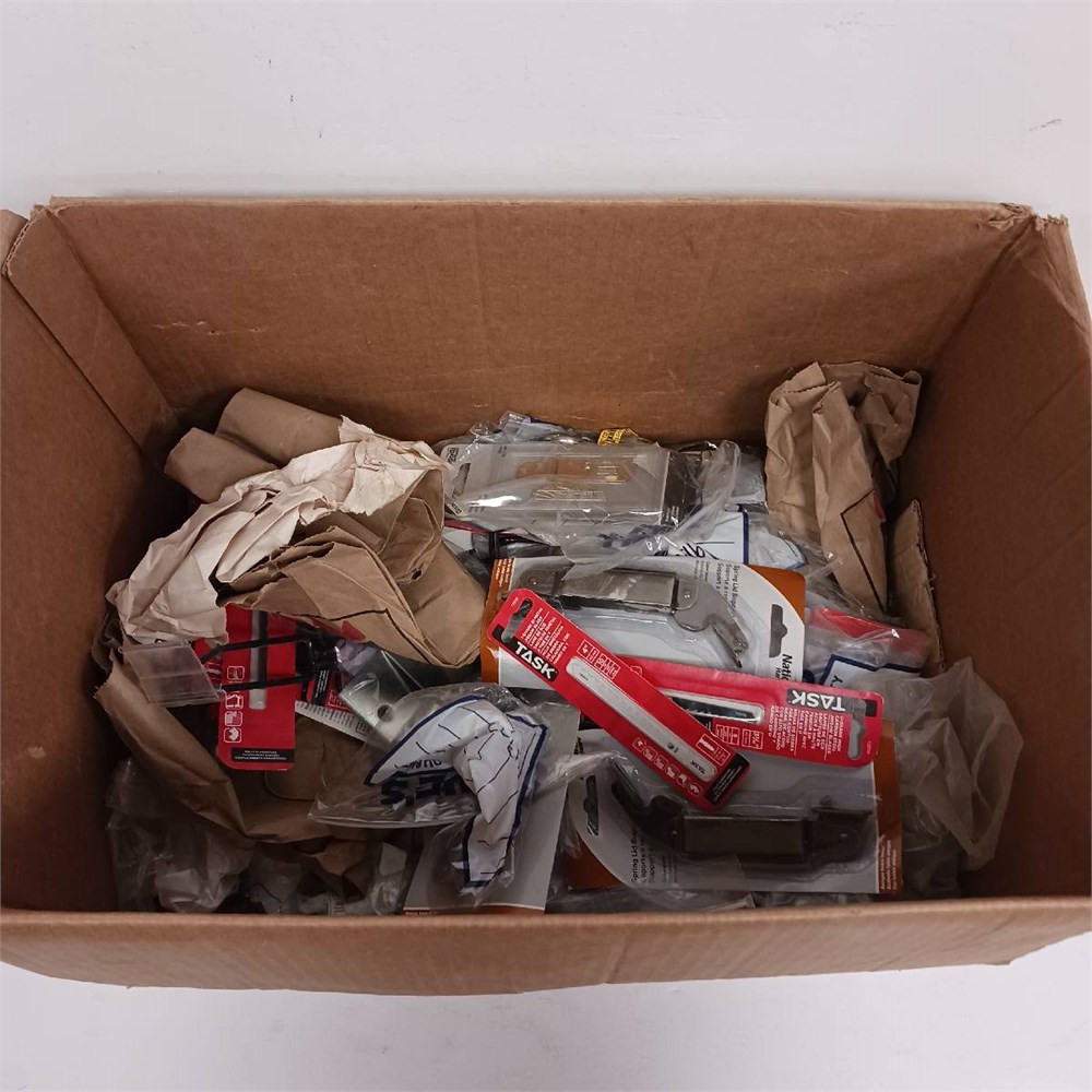 Events Viewbid - Box Lot of Mixed Hardware (SEE DESC)