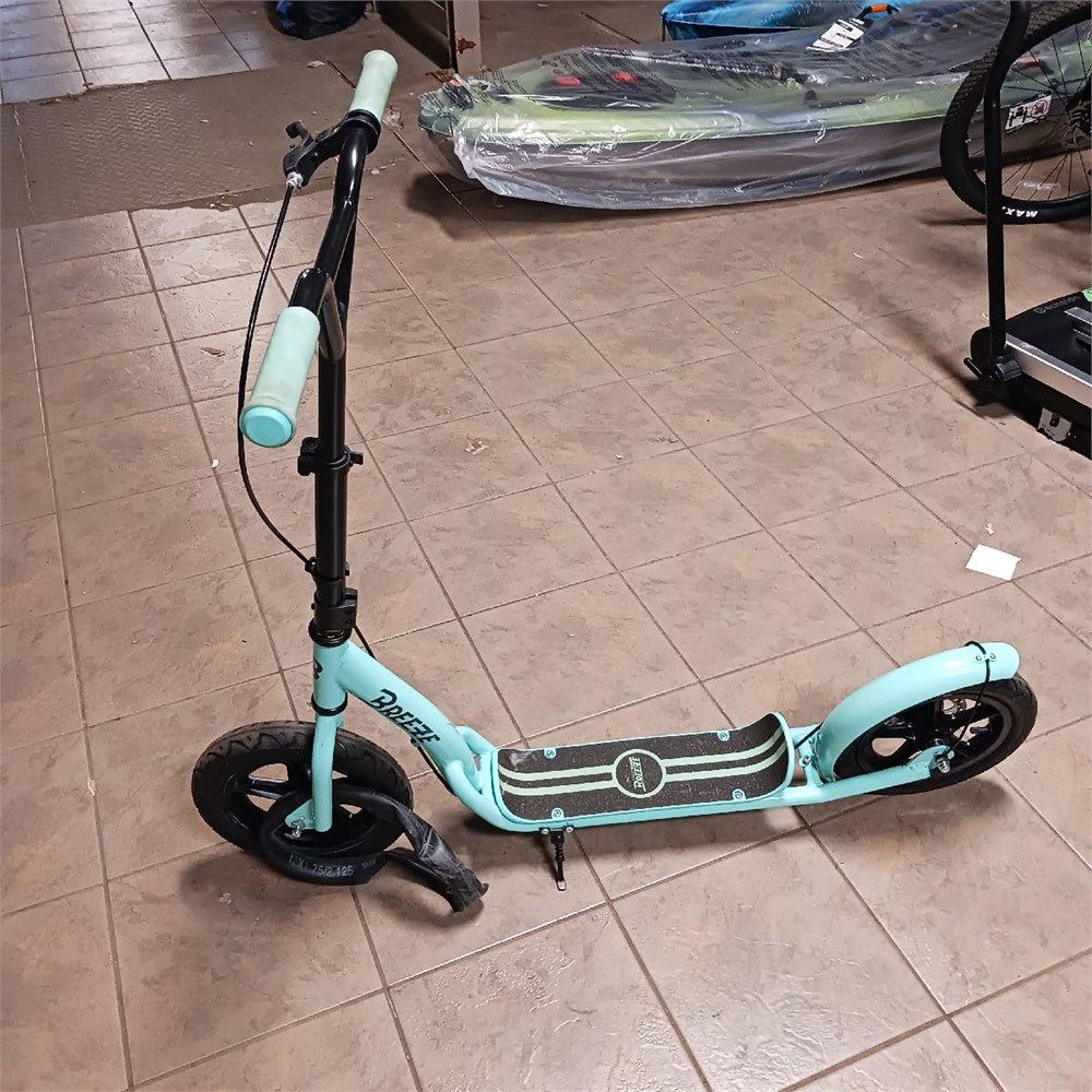 Events Viewbid - Street Runner Breeze BMX Cruising Scooter-SEE DESC