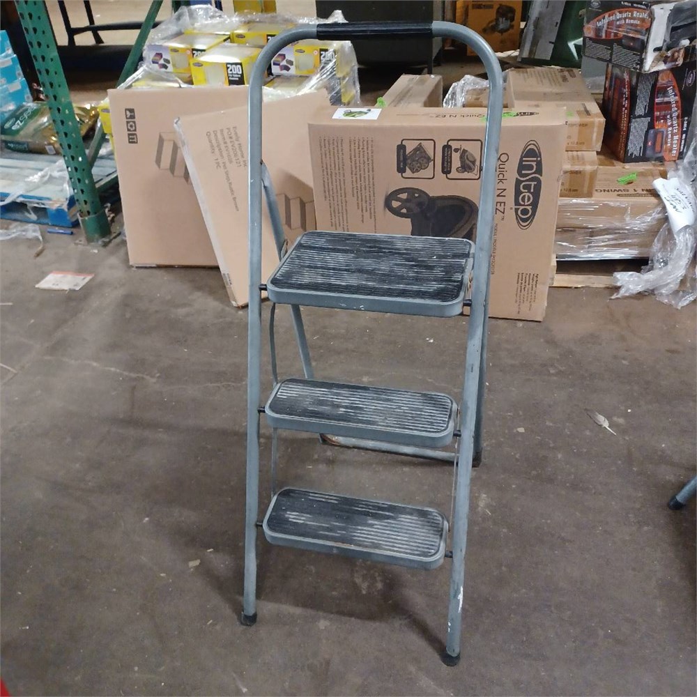 Events Viewbid - 3-Step Step Ladder - SEE DESC