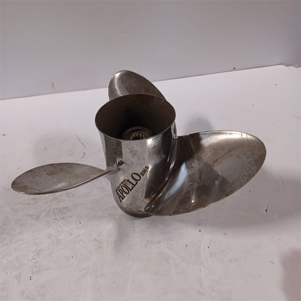 Events Viewbid - Michigan Wheel Apollo Stainless Steel Boat Propeller ...