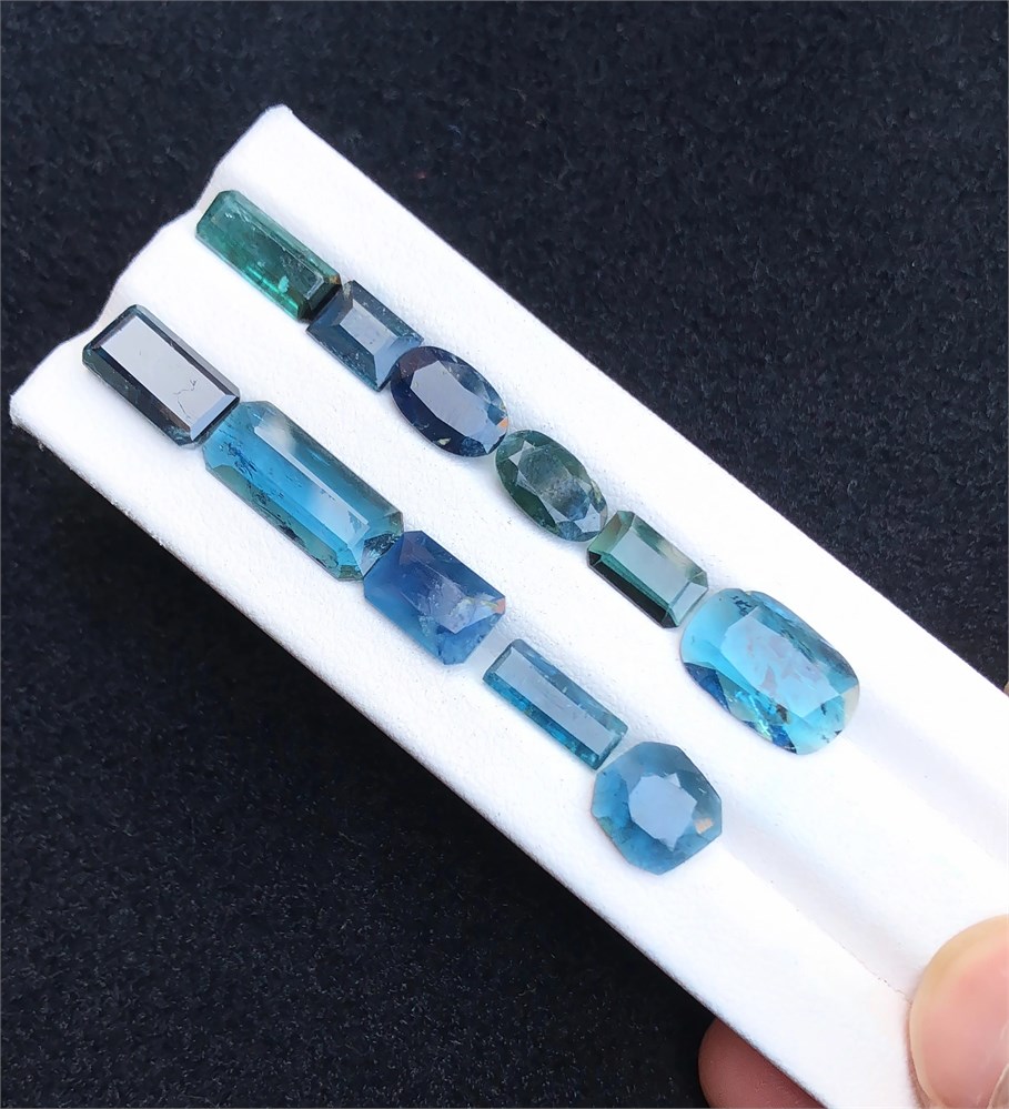 Events Viewbid - 22.40 ct Authenticated Blue Tourmaline Gemstone Parcel ...